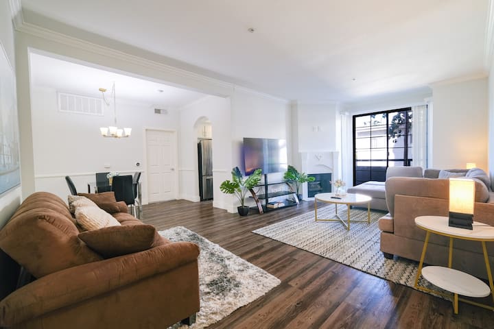 Cozy 2bedroom By Robertson & Burton Way - Beverly Hills, CA