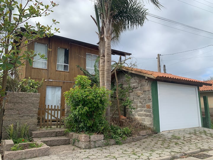 Refúgio Aconchegante Entre Mar E Lagoa Em Laguna. - Laguna