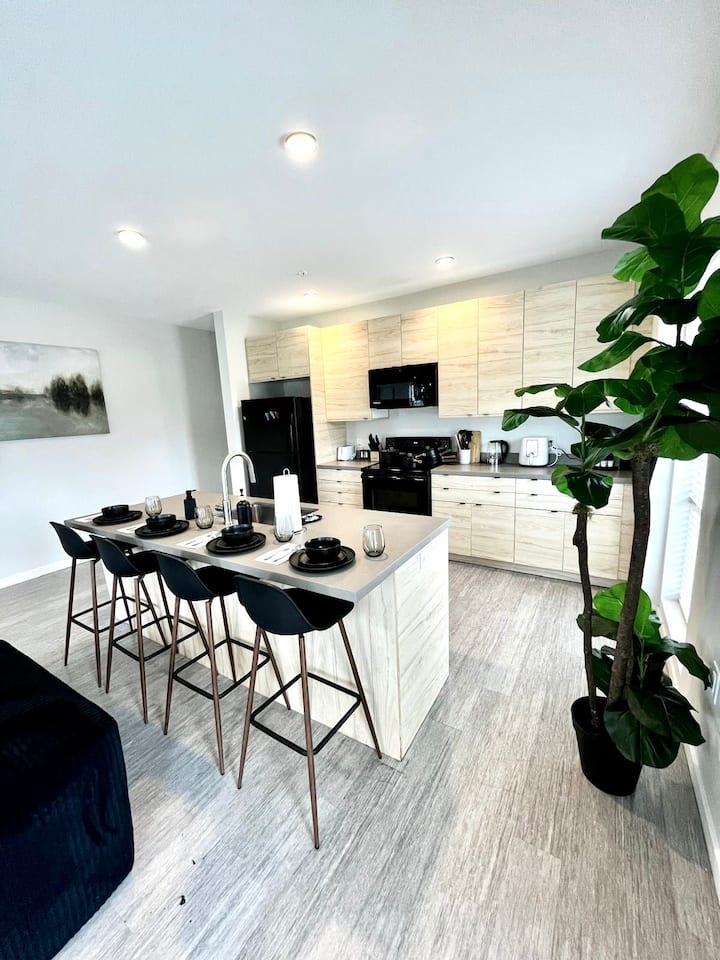 Monochrome Den - Des Moines, IA