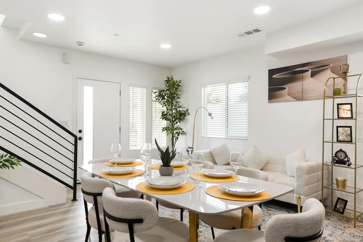 New 4 Bedrooms Home In Bell Gardens - Norwalk, CA