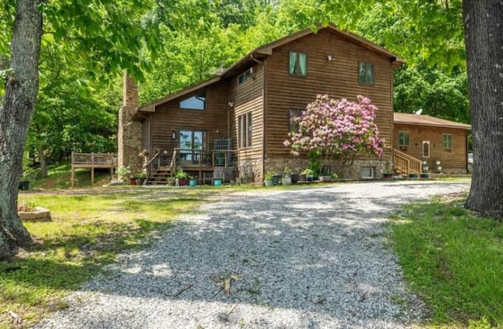 The Resting Place - Mountain Retreat - Virginia