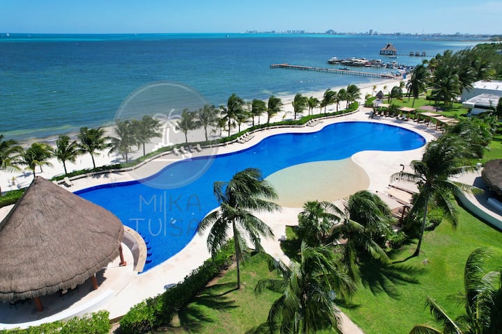 Depa Renovado|2 Habs | Playa | Alberca| Ac |Wifi - Isla Mujeres