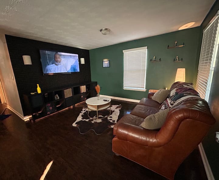 Near Gwcc & Benz |2bd 2 Bath| Comfort In Urban Atl - Atlanta