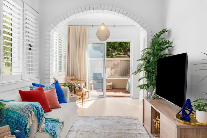 Spacious Ground Floor Bondi Apt, Patio, Parking Ac - 모스만