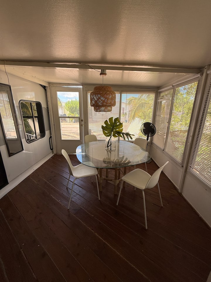 Beachfront Retreat W Pool, Boat Ramp & Dock Rental - Key Largo, FL