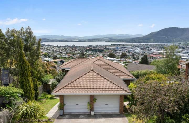 Private Room In A Shared House With Hobart View - Hobart