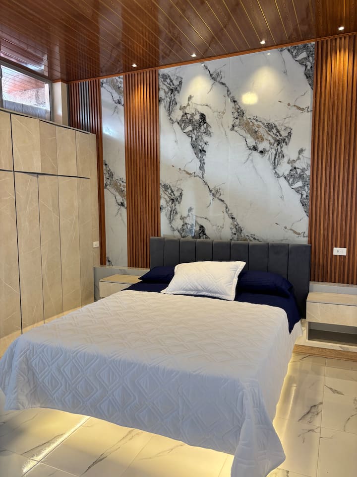 Suit Moderna Silvana, Zamora Chinchipe - Zamora