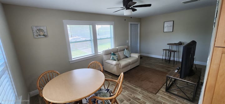 8429 Seabreeze Bungalow - Hobe Sound, FL