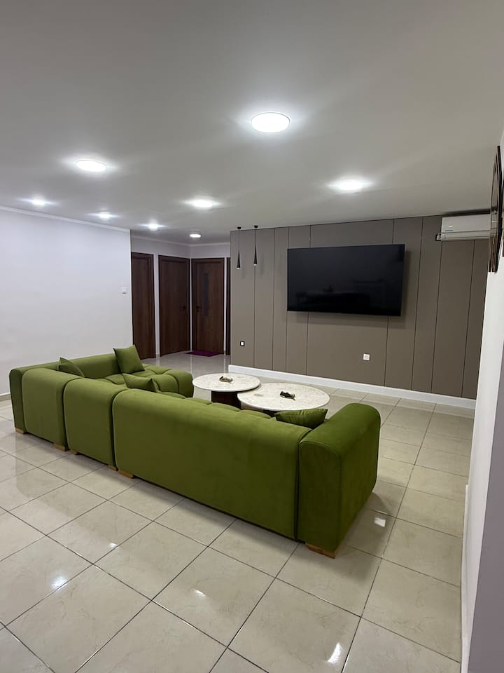 Super Appartement Moderne Et Très Spacieux - Oran