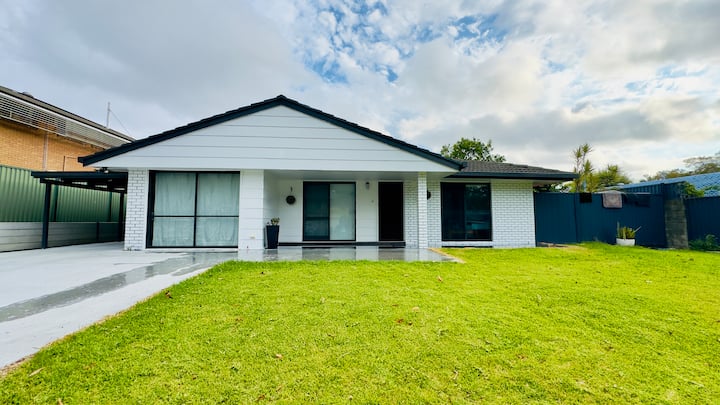 Aspley Sweet Home - Virginia