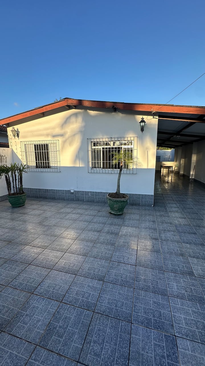 Casa A 200 Metros Da Praia Do Mar Casado - Guarujá