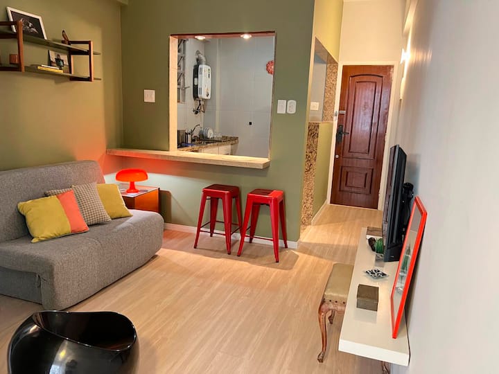 Copacabana: Style & Comfort, 2 Blocks From Beach - Brazil