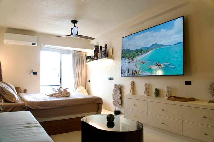 Super King Studio Retreat Bright, Spacious Tv 85” - Koh Samui