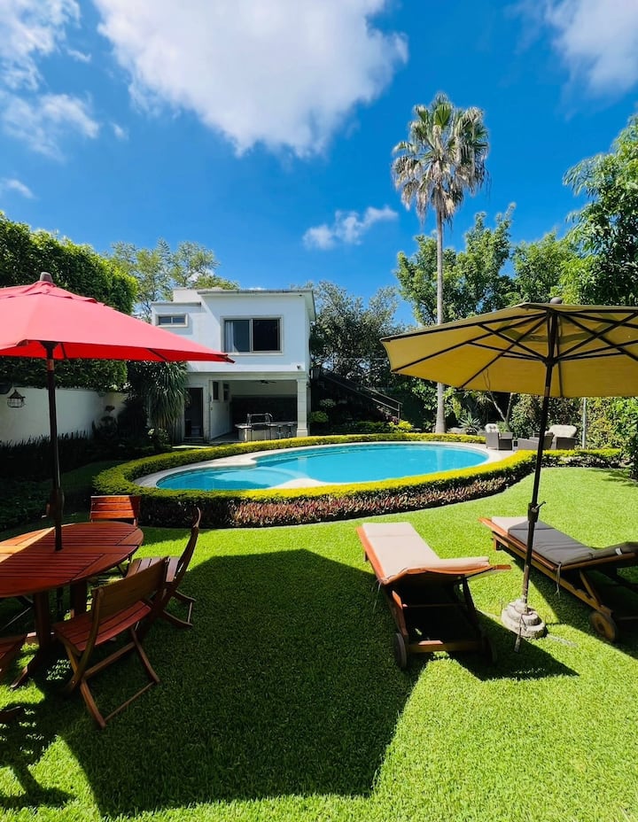 Grandiosa Casa Flores - Cocoyoc