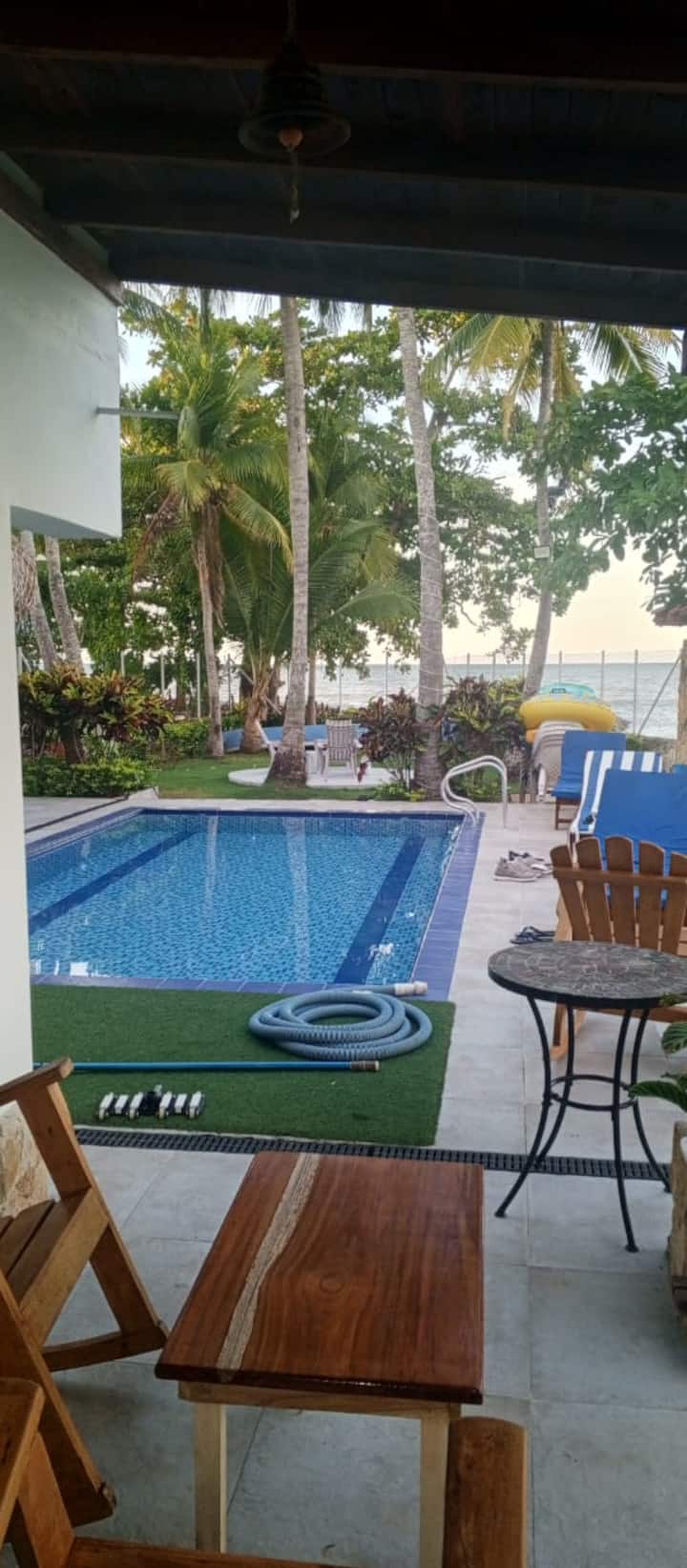 Cabaña Privada Con Piscina Frente Al Mar - Covenas