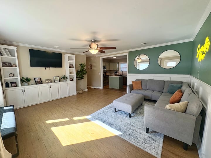 Summerville’s Tea House - Summerville, SC