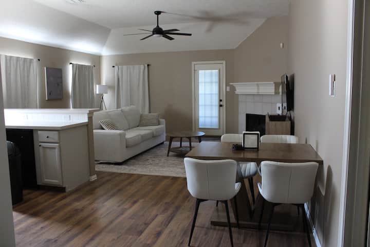 Home In Frisco - Plano