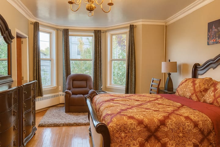 Enjoy Fast Nyc Access - Just 5 Mins. To Manhattan - Jersey City, NJ