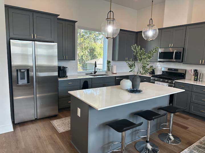 Luxury Home Near Downtown Houston - Houston, TX