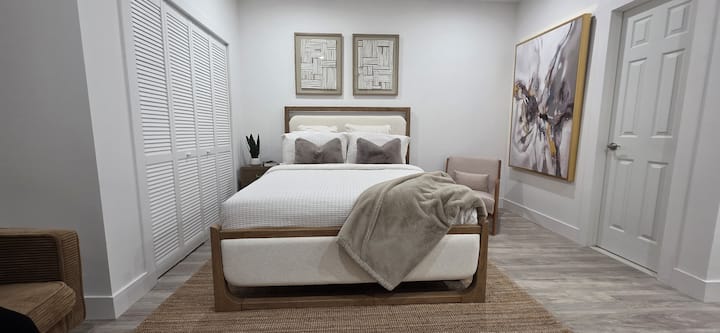 Cozy Private Studio With Independent Entrance - Plantation, FL