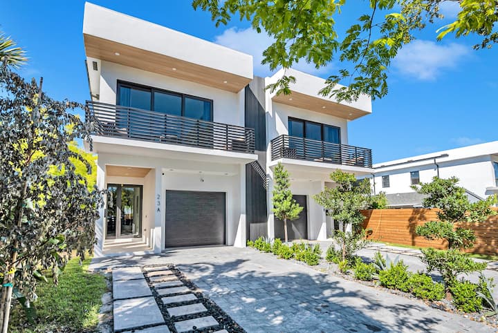 Luxury 6br Las Olas Family Retreat W/ Heated Pool - Fort Lauderdale