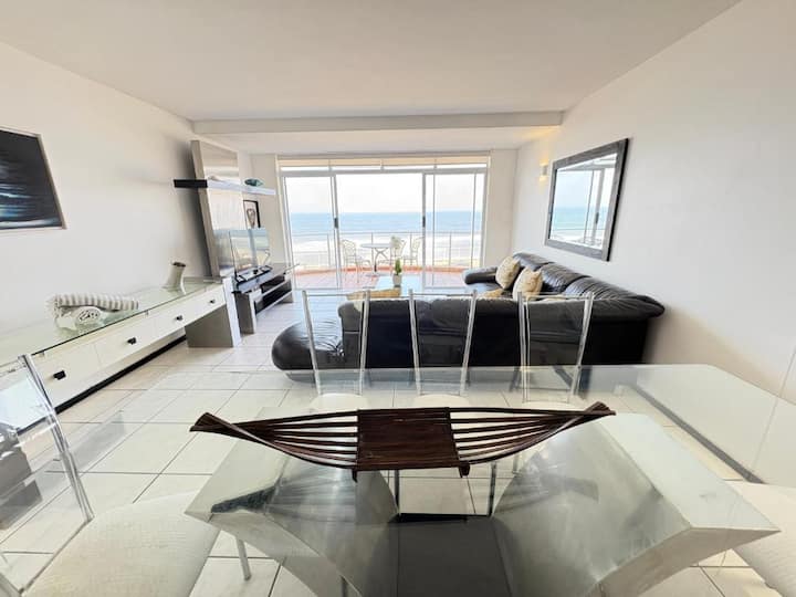 11 Glitter Bay Apartment 3br Beachfront Sea Views - Umhlanga