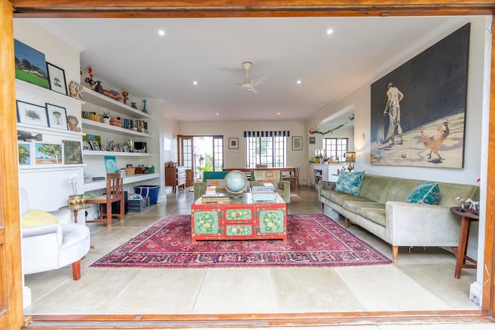 Grandparents & Kids, Main House, Cottage
Umhlanga - Umhlanga