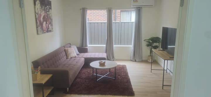 Cranbourne Cottage - Cranbourne