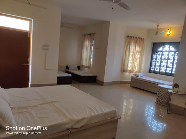 Peace Full Place And Better Service - Pushkar