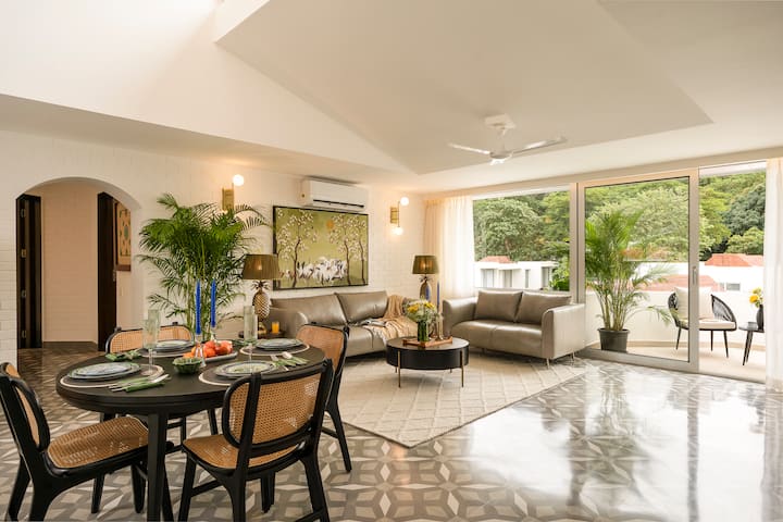 Elvolar 2bhk Apartment W/ Common Pool - ゴア