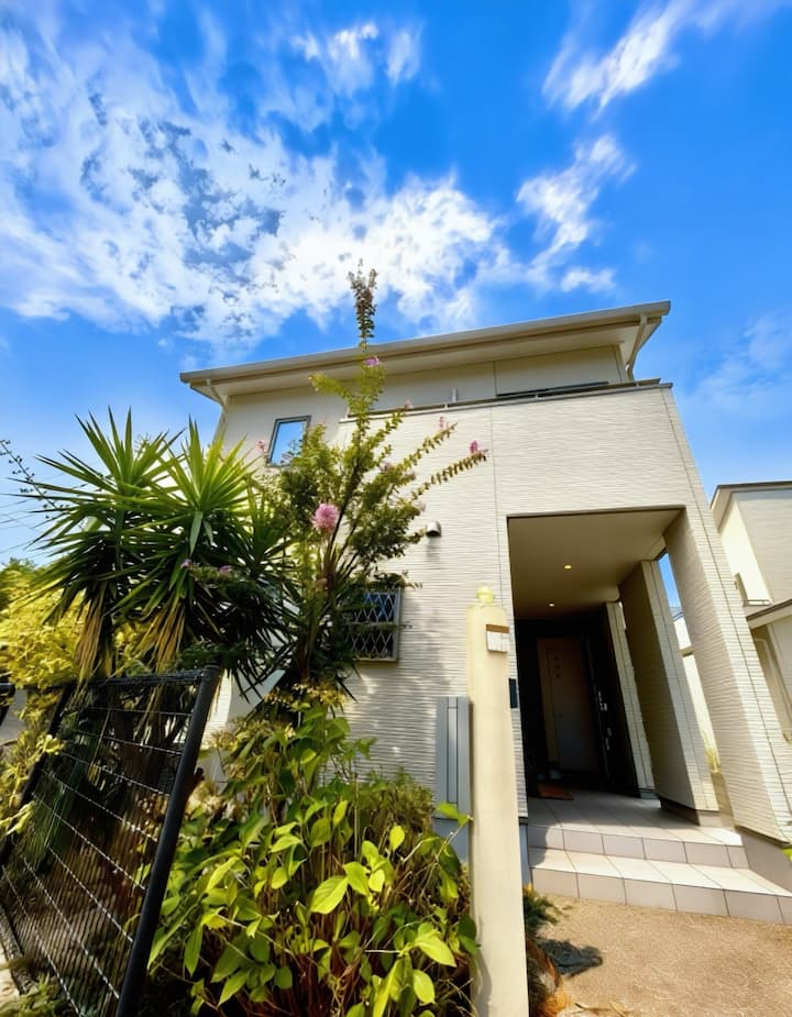 整栋出租海景小楼 步行1分钟可到海边、电车站、渡船码头、便利店。停车位2个，洗手间2个，有wi-fi - Fukuoka