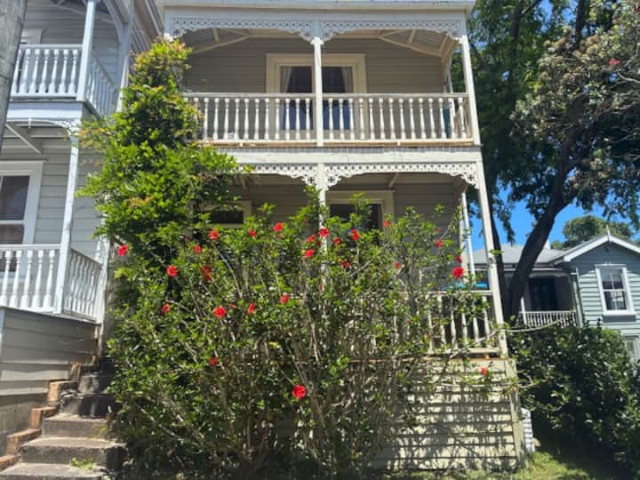 Villa Home In Central Eden Terrace, Auckland - Auckland