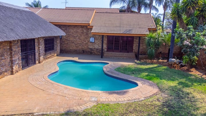 N1 Farm Place - Roodeplaat