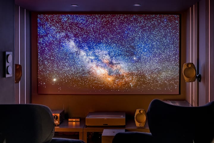 Logement Avec Salle Cinéma ~ 15mn Lyon - Pkg Privé - Oullins