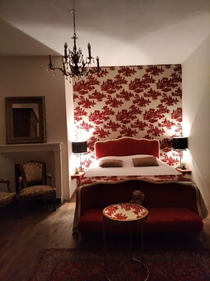 Appartement Pour 4 Personnes, Deux Chambres. - Issoudun