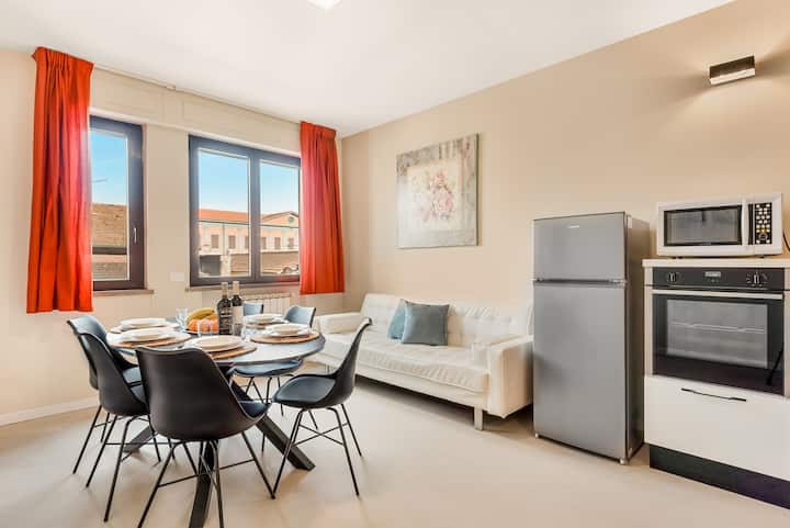 Palazzo Buccellato -Stazione Di Lucca- - Lucques