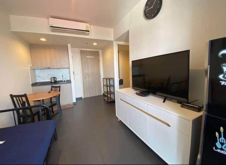 Chic Seaview -Premier 1br Near Pattaya City - Thailand
