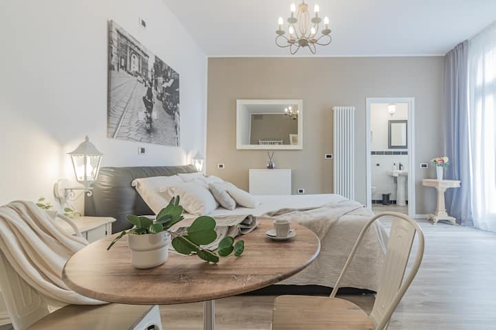 Thea Bellani - Eleganza E Relax Nel Cuore Di Monza - Monza