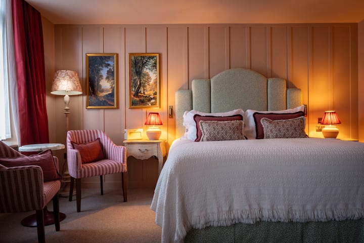 Fancy Room At The Royal Forest - Chingford