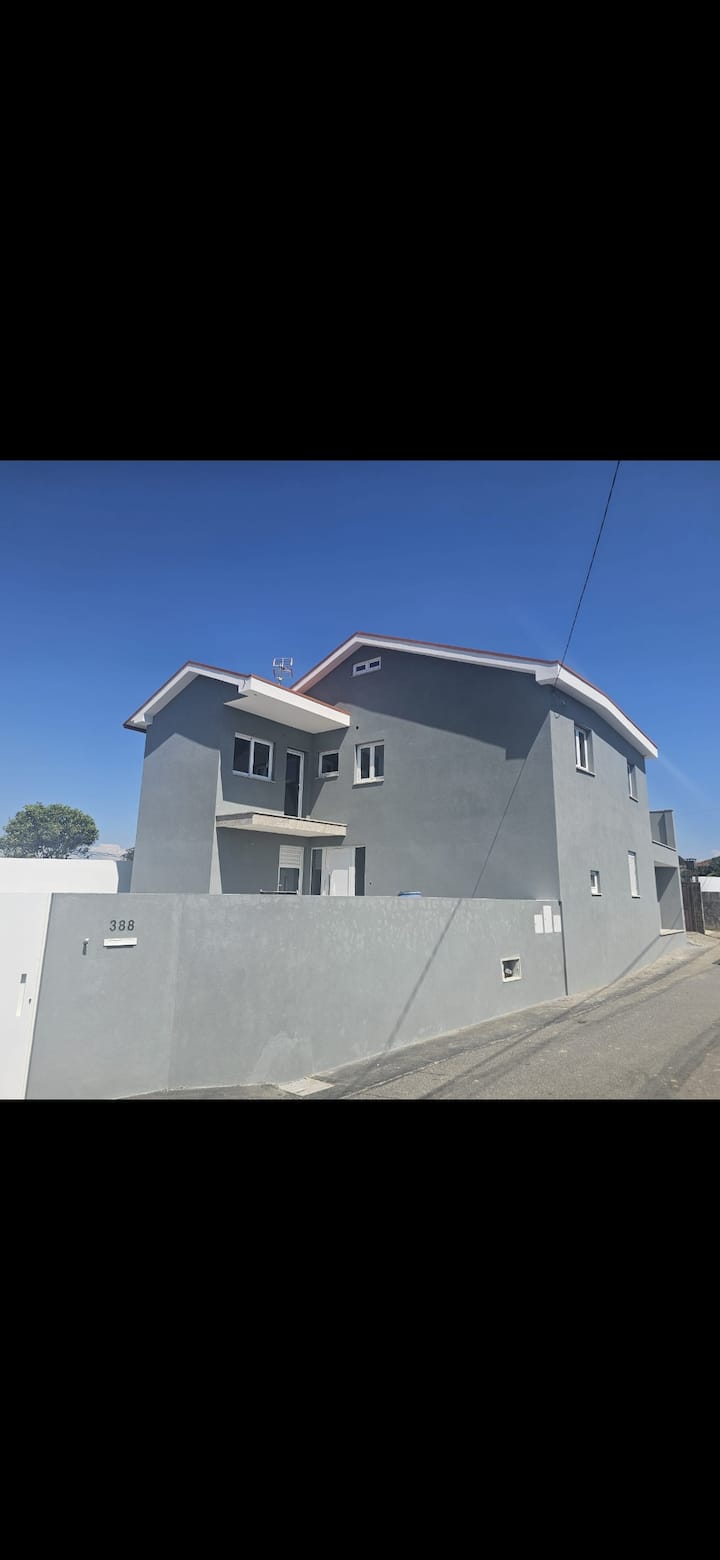 Location Bas De Maison - Barcelos