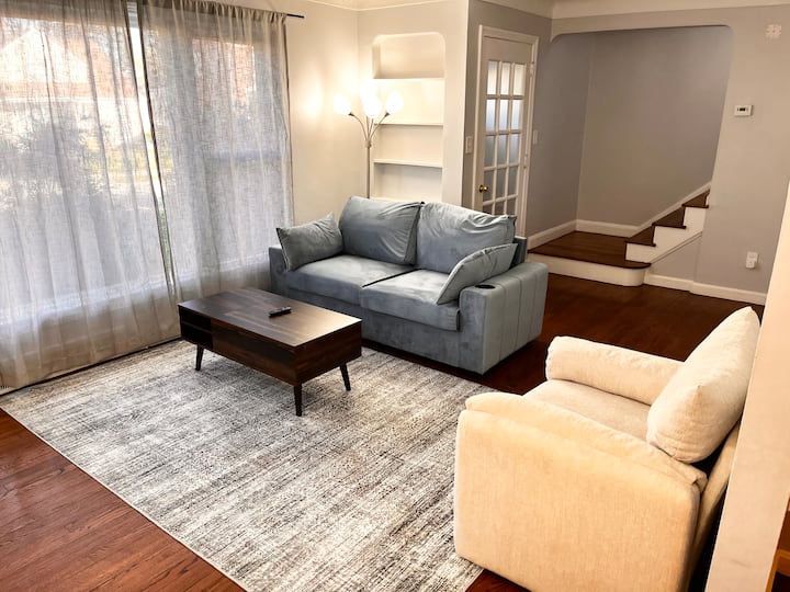 South Euclid Darling - Cleveland, OH