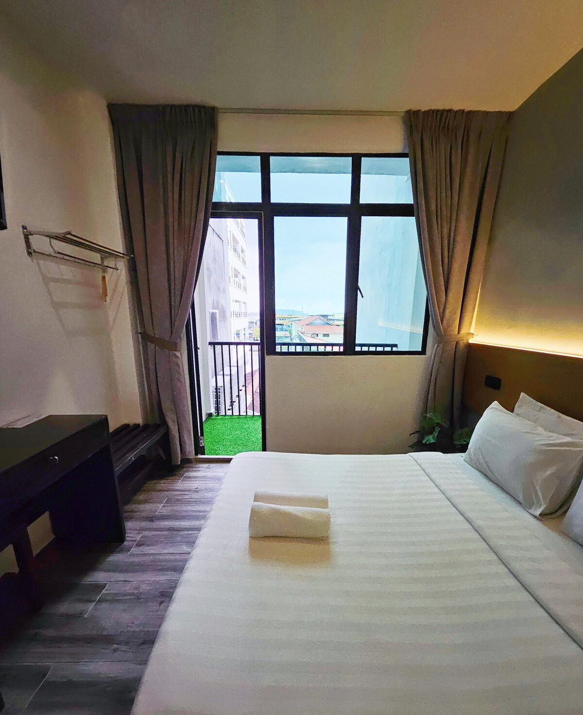 Georgetown Inn by Sky Hive-Deluxe tweepersoonskamer met balkon - Hotels ...