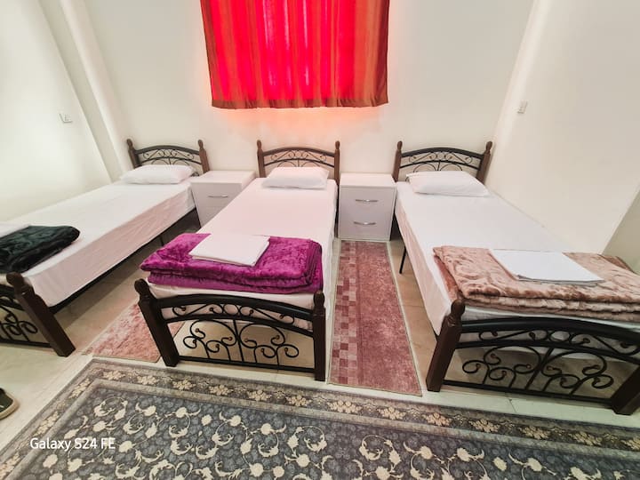 Comfy Ground Floor Family Home Near Holy Shrines - Iraq