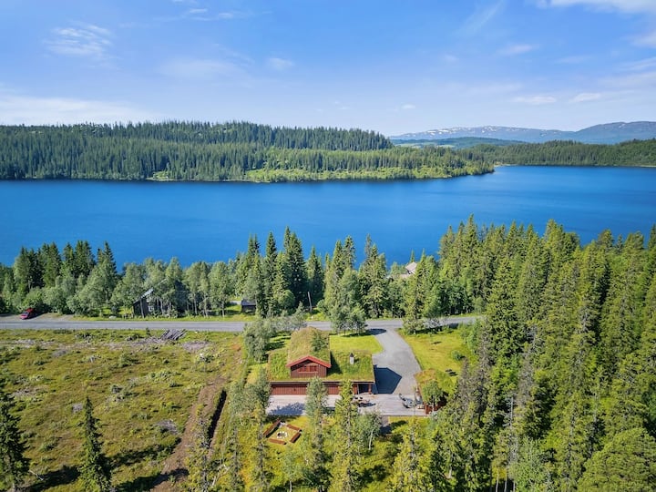 Hytte Ved Vannet – Ro Og Natur | 1 T Fra Trondheim - Norway