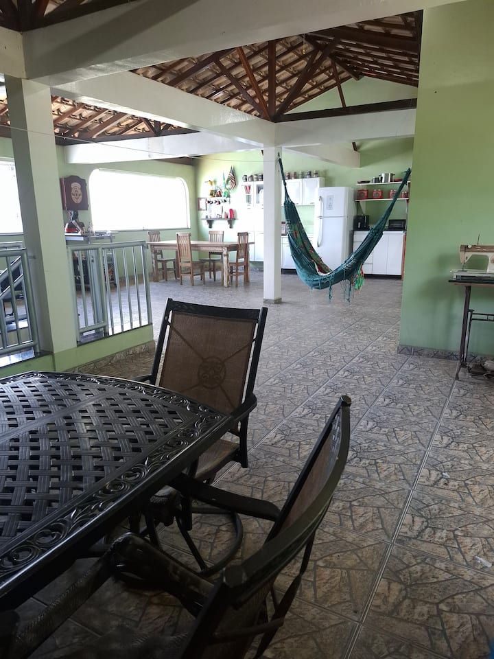 Casa Espaçosa E Aconchegante Com Dois Quartos - Belo Horizonte