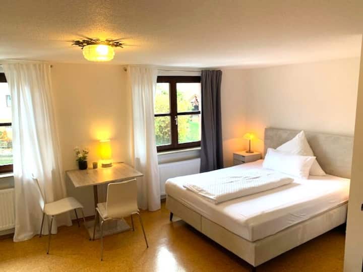 Freundliches Doppelzimmer Im Apartment - Spessart