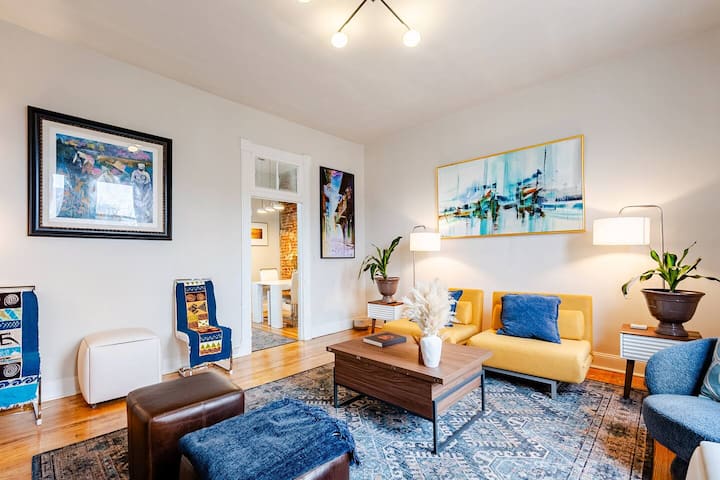 Welcome To The Sanctuary On Saint Paul - Baltimore, MD