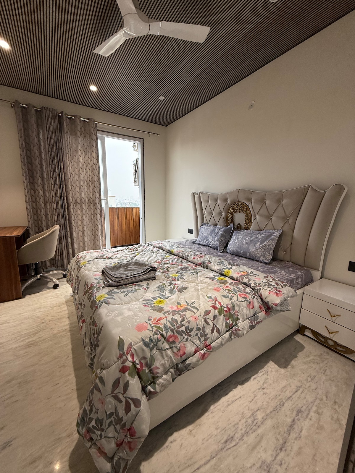 Departamento de lujo en la azotea. - Departamentos en renta en Samaspur ...