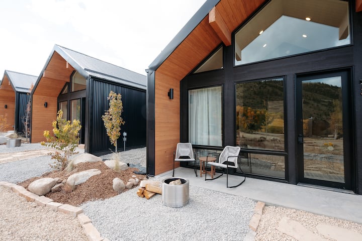 Modern Micro Cabin 4 | Sauna + Cold Plunge - Monarch, CO