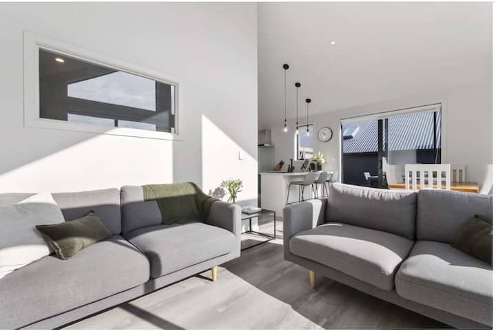 Amie's Charming Villa - Tauranga